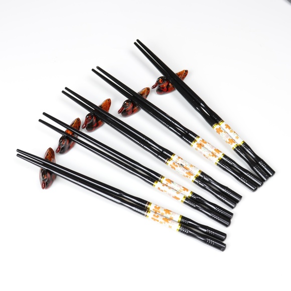Kitchen | 5 Pairs Of Wooden Chinese Chopsticks With Rest | Poshmark